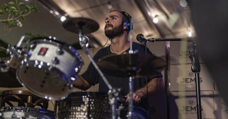 How to Extract Drums from a Song? - 4 Step Guide - SimplyDrum