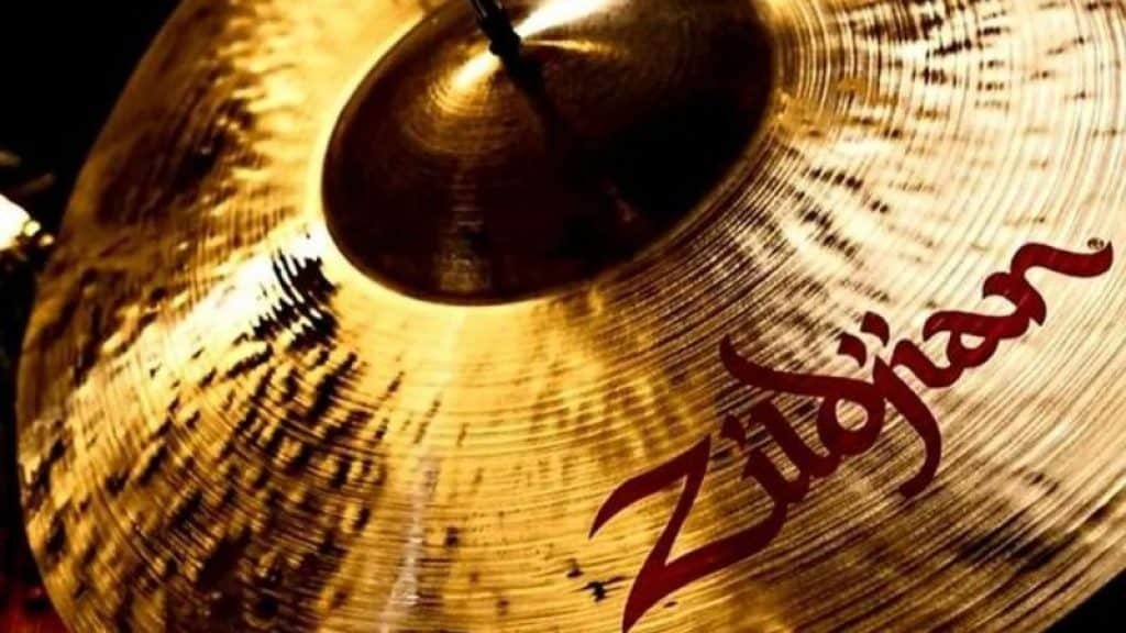 How to Play Cymbals? Techniques And Tricks - SimplyDrum